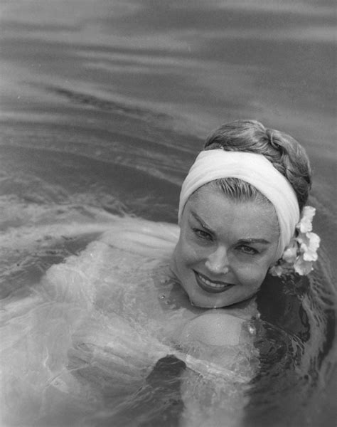 The Aquatic Star The Swimming Career Of Esther Williams In Photos