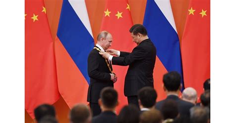 Путин подари на Си Цзинпин руска баня