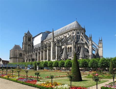 Cathédrale Saint Étienne De Bourges Guidevoyageur Fr
