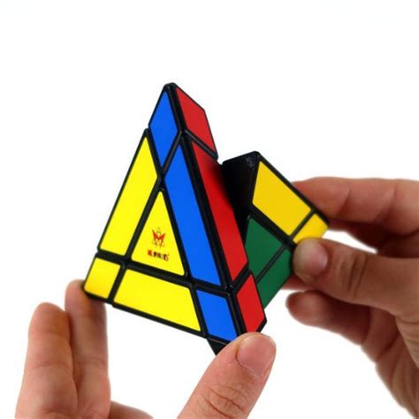 Mefferts Pyraminx Edge Toyville