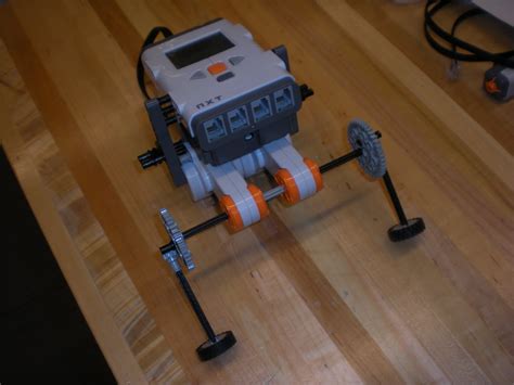 Engineering NXT Projects Silly Walking Robots And Going The Distance