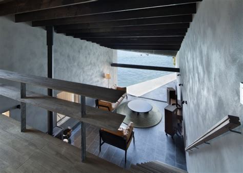 Walls Run Diagonally At Suppose Design Offices House In Onomichi
