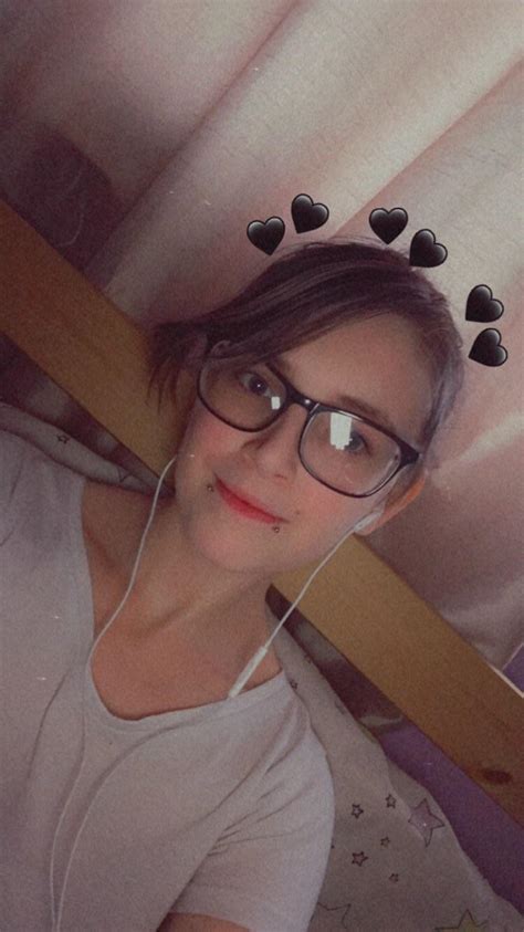 Early Morning Selfie 20 Rselfies