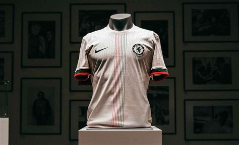 La Knight Girlfriend Who Is Michelle Yavulla And Are They Married