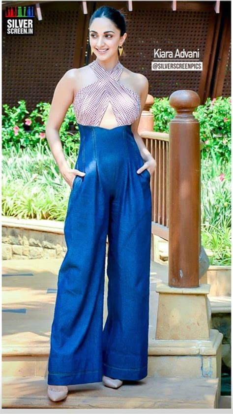 Pin By Vidushi Rathore On Kiara Advani ♥️ Kiara Advani Dress Fashion