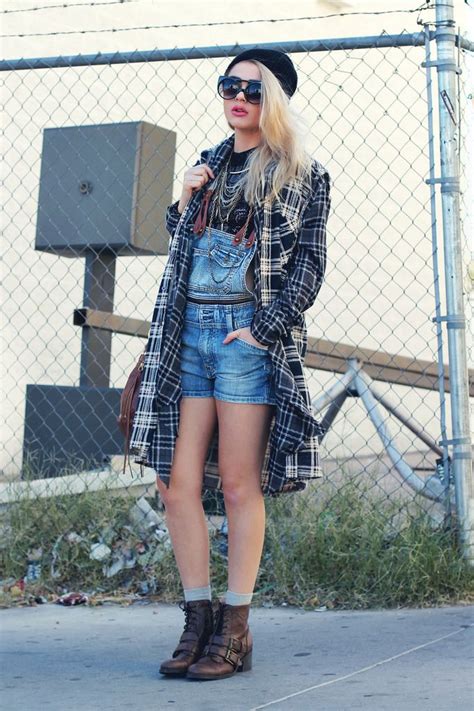 90s Flannel Outfit