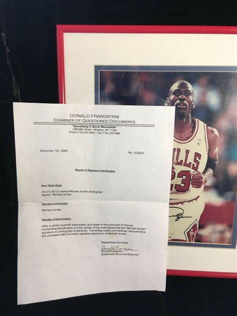 Michael Jordan Authenticated Autographed Photo 3882068092