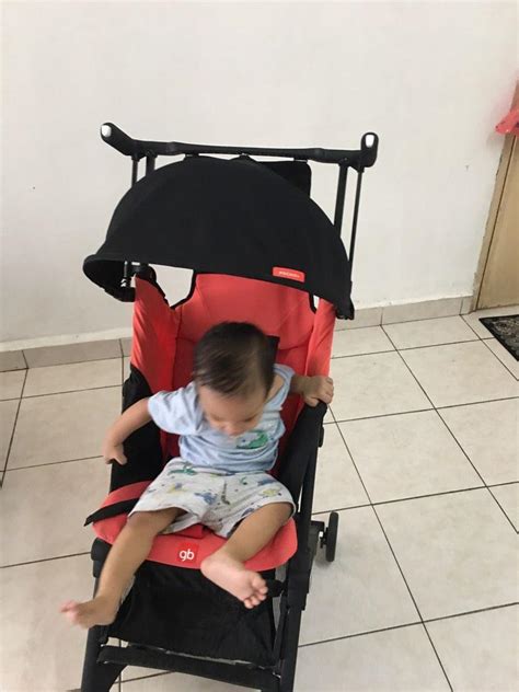 GB pockit gold plus edition 2018, Babies & Kids, Going Out, Strollers ...