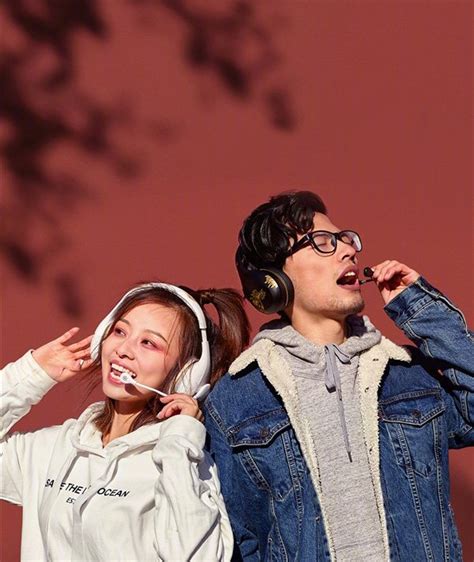 The Xiaomi Bluetooth Karaoke Headset Special Edition Are Seen For The First Time