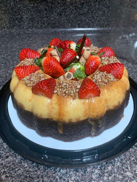 Delicious Chocoflan With Extra Strawberries Strawberry Chocoflan