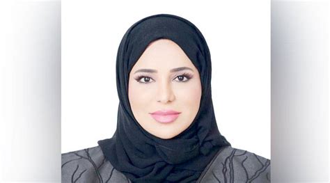 عائشة المهيري تطوير المناهج عملية لا تتوقف صحيفة الخليج