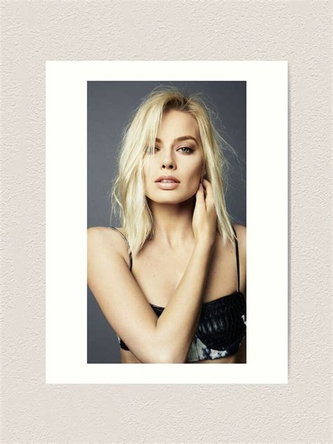 Design Margot Robbie Photo Art Print For Sale By Berlinadita Redbubble
