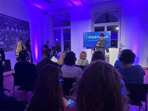 Simon Bain Ceo • Omniindex