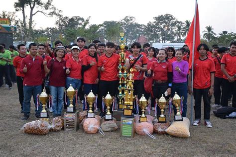 ออกแบบ ฝึกซ้อม คอนเส็ป รูปแบบแสตนเชียร์ กองเชียร์ และ เชียร์ลีดเดอร์