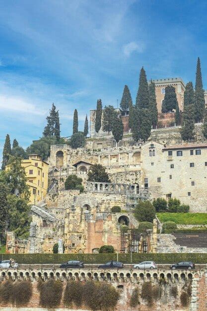 Premium Photo The Beautiful Hill With Castle San Pietro In Verona