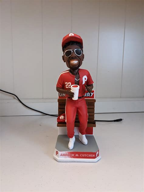 Uncle Larry Scrolller