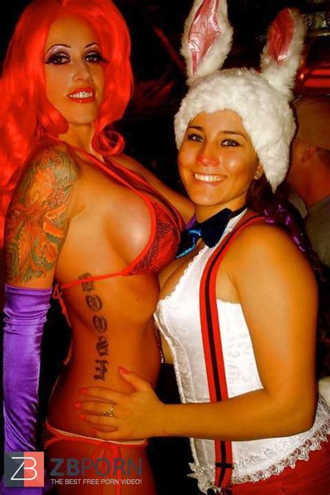 Cathrine Steamy Fake Hooter Silly ZB Porn Cathrine Steamy Fake Hooter Silly ZB Porn