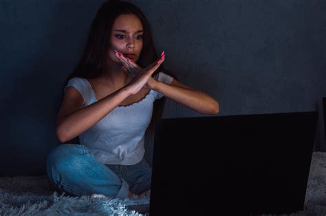 Charla con el experto Sexo por internet sexting y sextorsión