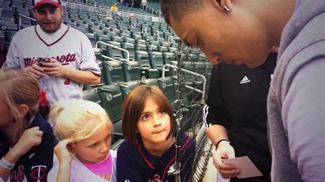 Tom Olinger Aemtom Twitter