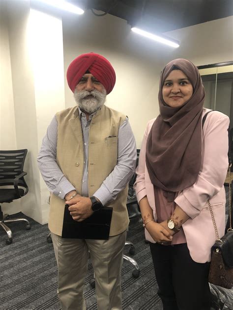 Fatima Zohra Hasan On Linkedin Meeting People Who Inspire You Is