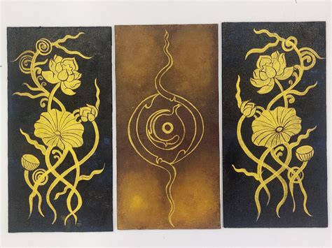 Wall Panels With Texture And Gold Leafing Hobby Ideas