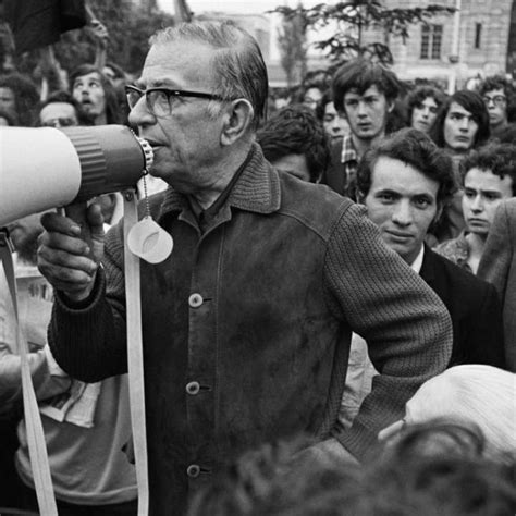 Book Review At The Existentialist Cafe The Birth Of A 20th Century