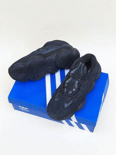 Купить Мужские кроссовки Adidas YEEZY Boost 500 Black черные Адидас Изи ...