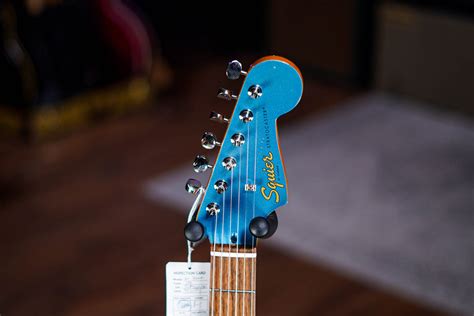 Squier Limited Edition Classic Vibe 60s Stratocaster Hss In Lake