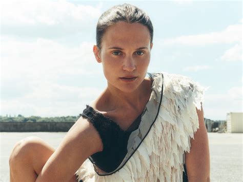 Alicia Vikander