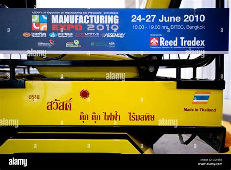 June 25 2010 Bangkok Thailand Thailand 1st Solar Powered Auto Rickshaw On Display At