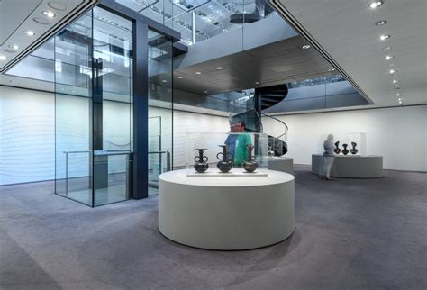 David Adjaye Architects Designs Magdalene Odundo Ceramics Exhibition