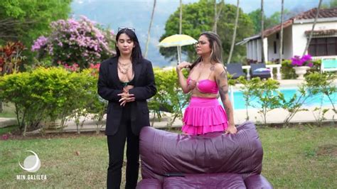 I Blowjob My Clients Vulva To Talk To Her About Buying The Farm Ft