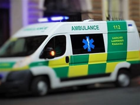 აი რა სანქციებით დაისჯებით თუკი სასწრაფო დახმარების ავტომობილს ქუჩაში გზას არ დაუთმობთ