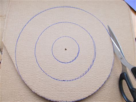 How To Draw Any Sized Circle Without A Compass Or Circular Object To Trace Around