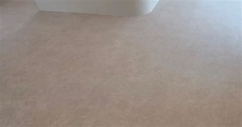 너무 친절하시고 작업도 꼼꼼히 잘 해주십니다 믿고 맡기셔도 될거같아요 숨고 숨은고수