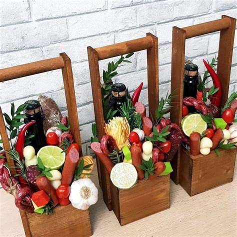 Мясной ящик | Фруктовые съедобные композиции, Съедобные композиции ...