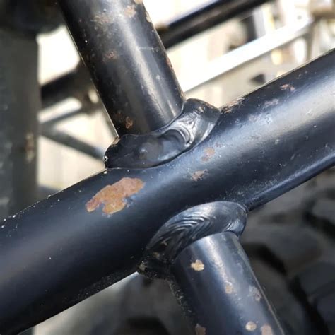 How to remove rust from motorcycle frame spokes & scooty with remover
