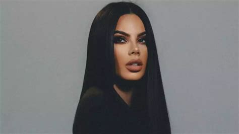 Lizbeth Rodr Guez Vol La Tendencia Con El Minivestido M S Coqueto De Escote Profundo M Xico