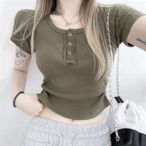 최저가 [몸매가 예뻐보여요 ]또또 쓰리버튼 데일리 스판 셔링 크롭 반팔 티셔츠 6color 에이블리