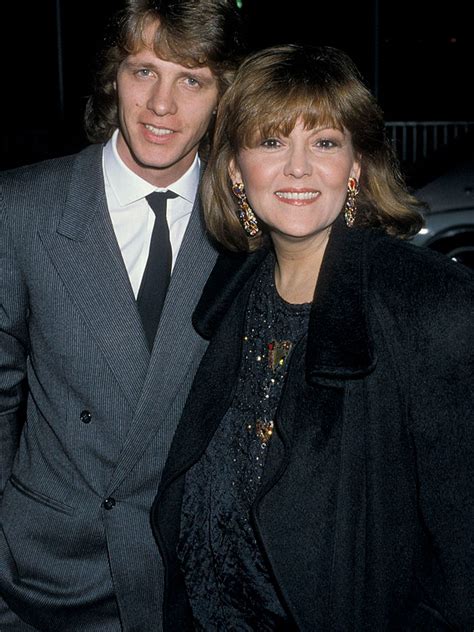 Brenda Vaccaro Marriages Schmaltzy And Sweet Vince Vaughn Leads