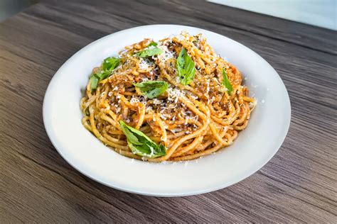 Spicy Mushroom Ragù With Pasta Aldi Uk
