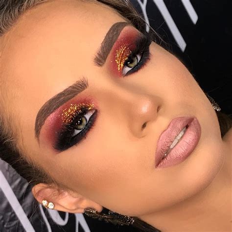 Red Glitter Eye Makeup