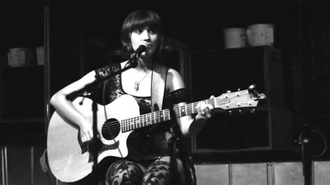 Sierra Ferrell Acoustic Life