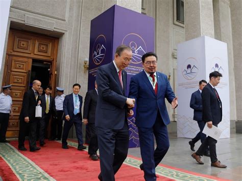 НҮБ ын Ерөнхий нарийн бичгийн дарга асан Бан Ги Мун Төрийн ордонд болсон чуулга уулзалтад