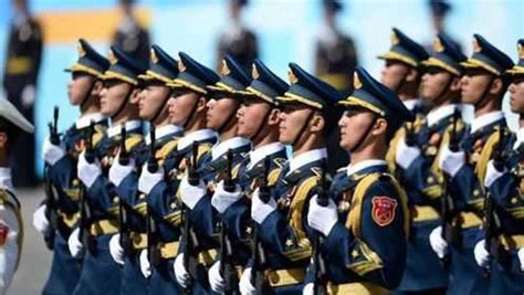 墨西哥阅兵独立200周年，中国仪仗队首次亮相海外，震撼全场！腾讯视频