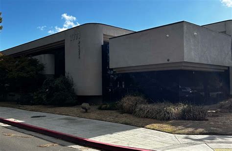 1111 E Warner Ave Fresno Ca 93710 Loopnet