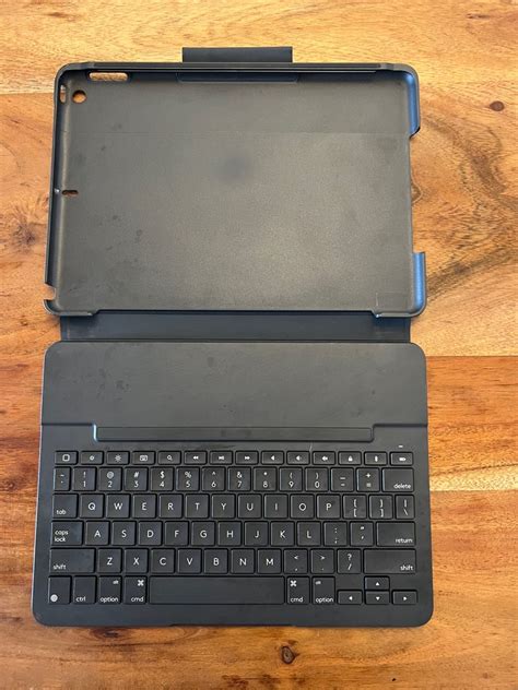 Logitech Smart Keyboard Ipad 3rd Gen Computers And Tech Parts And Accessories Laptop Bags