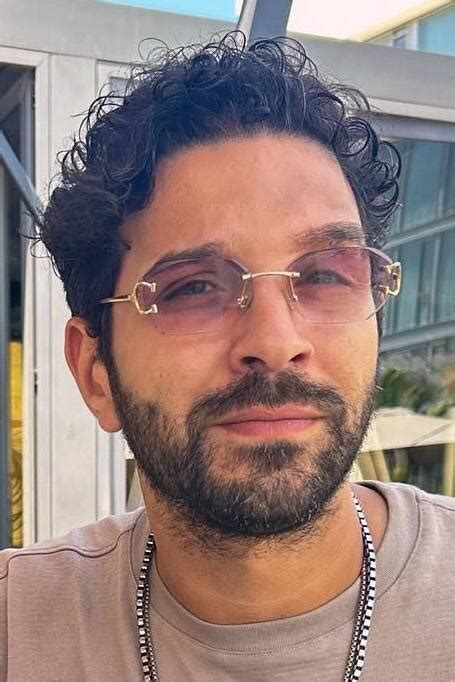 Anas El Baz Wiki Biography Age Gallery Spouse And More