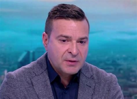 Журналистът Слави Ангелов Наричаха бащата на Сашко убиец на собственото си дете спокойно може