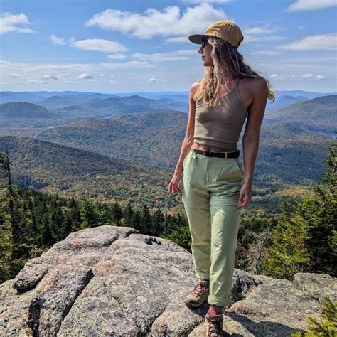 Skye Skyedecker On Threads